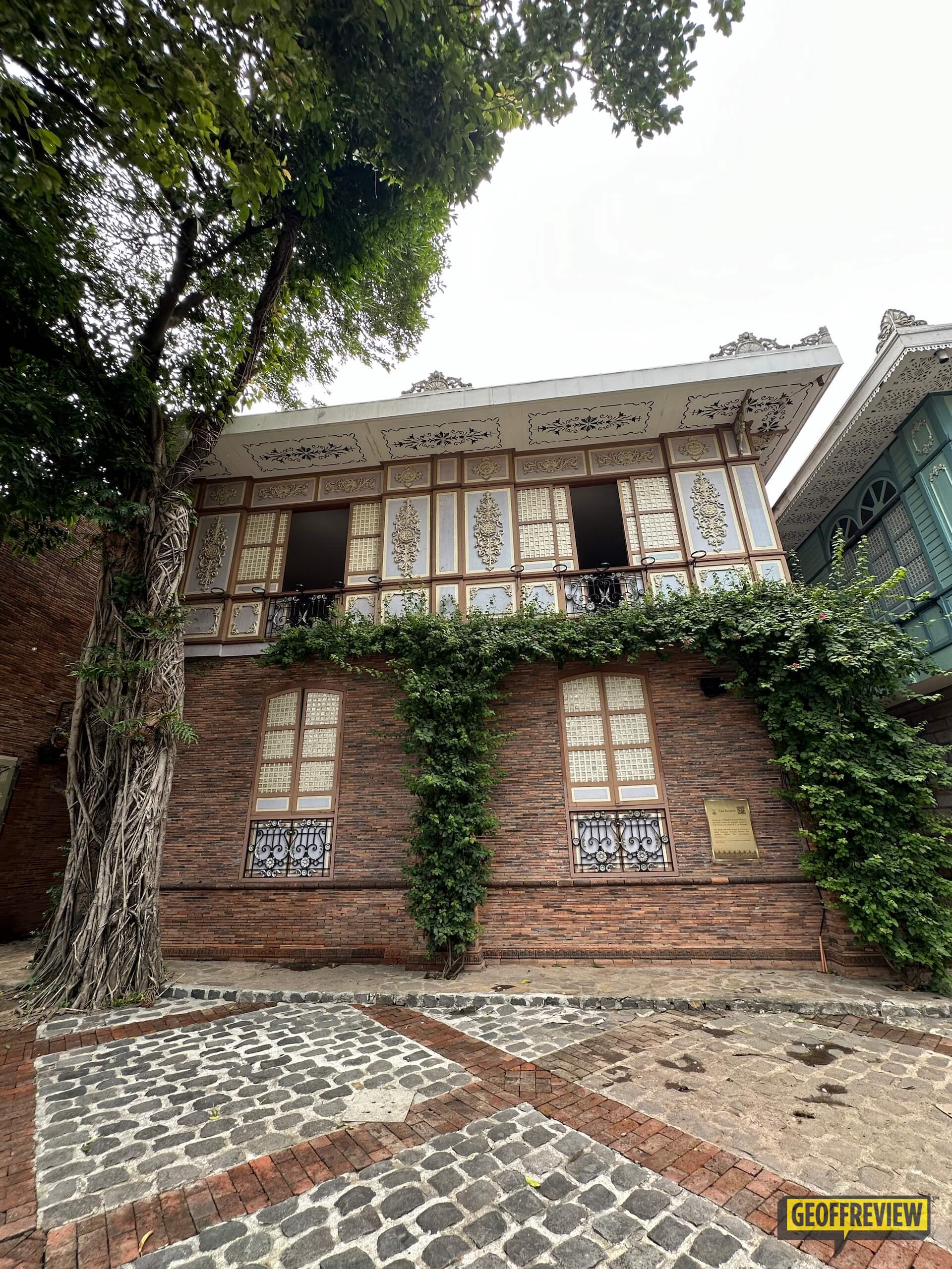 Las Casas Filipinas de Acuzar, Quezon City Review - Geoffreview